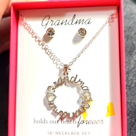 Jewelry | New Grandma Gift Set Grandma Hold Our Hearts | Poshmark